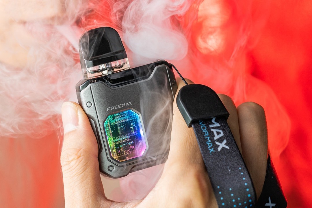 Freemax Galex Nano Review: Best Coils in the Galaxy? | Vapesourcing